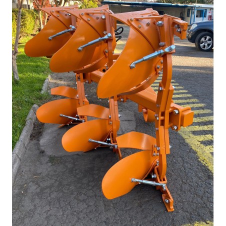 Arado Vertedera Reversible Hidraulico Horseman